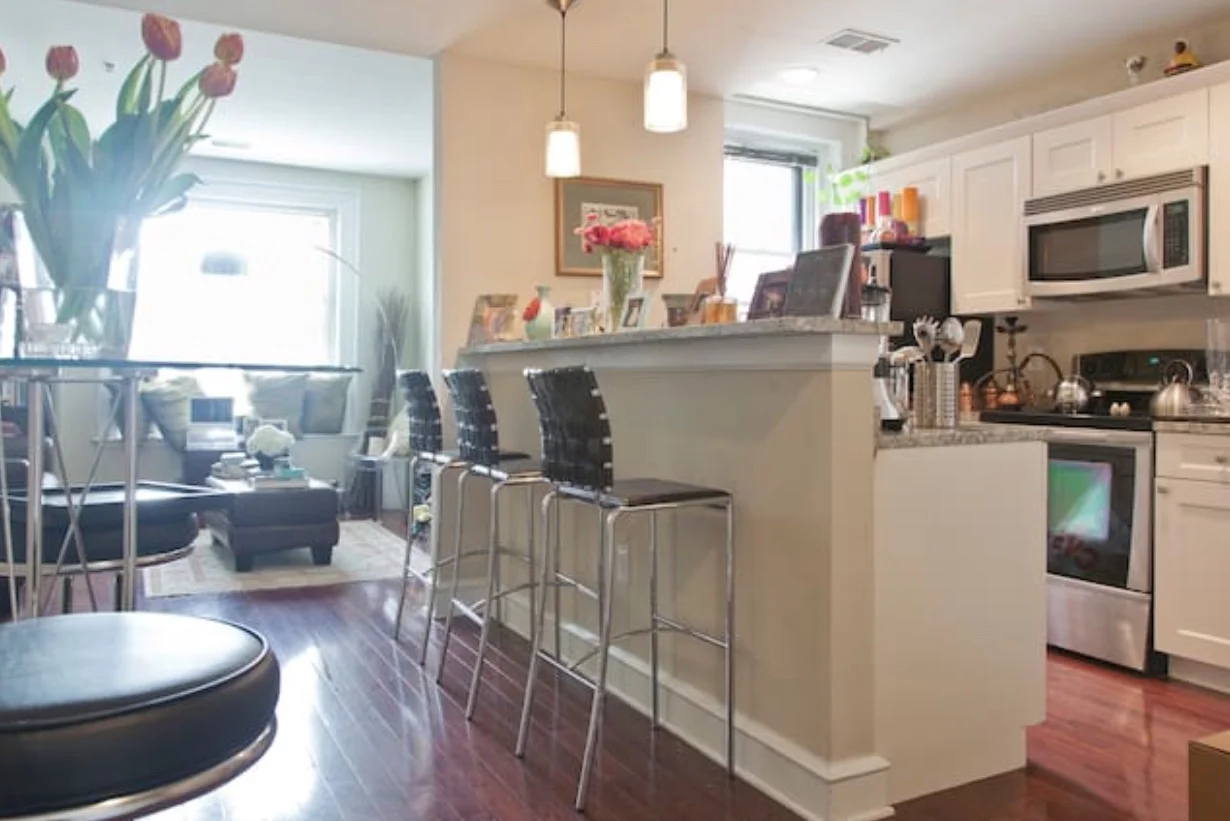 Nakia Thomas Creative